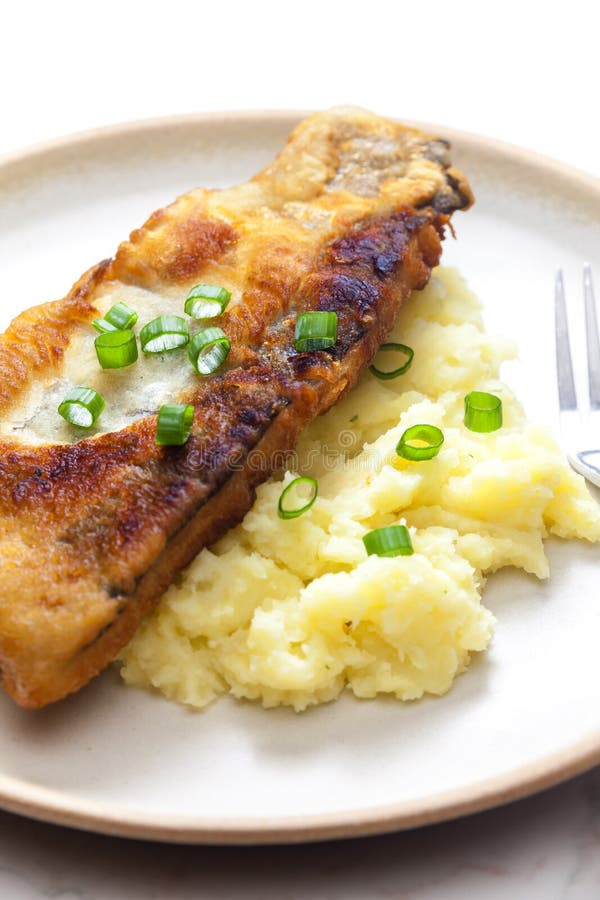 Fried Fish with Mashed Potatoes and Spring Onion Stock Image - Image of ...
