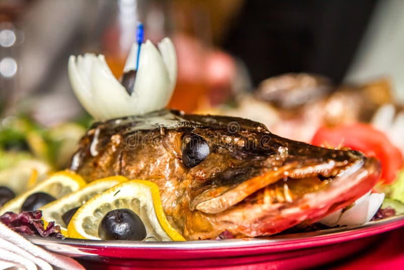 Fried pike entirely stock image. Image of dish, lemon - 40997865