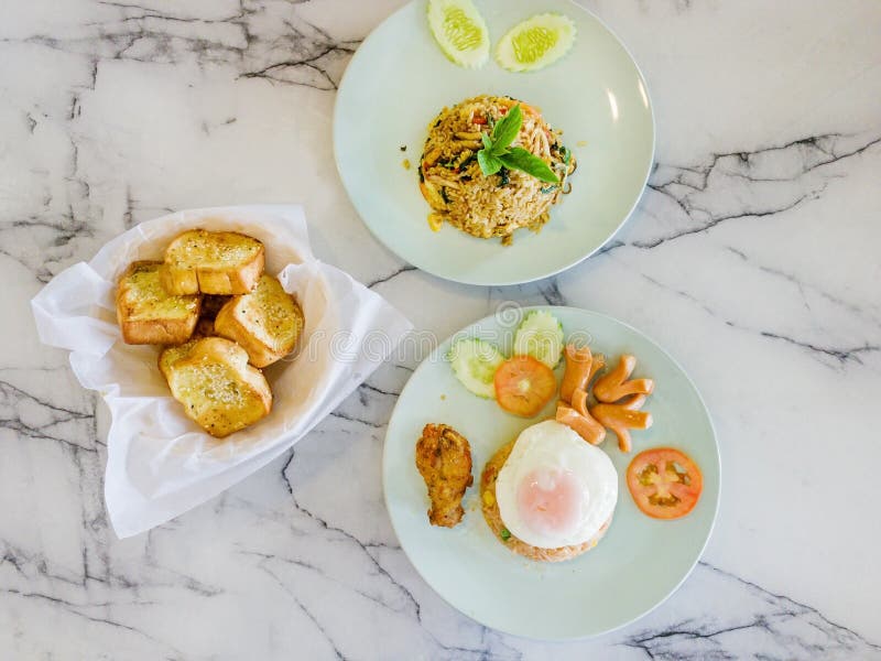 Fried Rice and Garlic Bread Breakfast Stock Image - Image of dish ...
