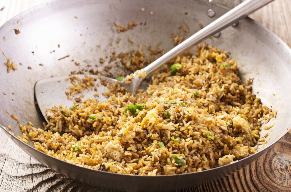 Fried Rice wokar in fotografering för bildbyråer. Bild av läcka - 37647947