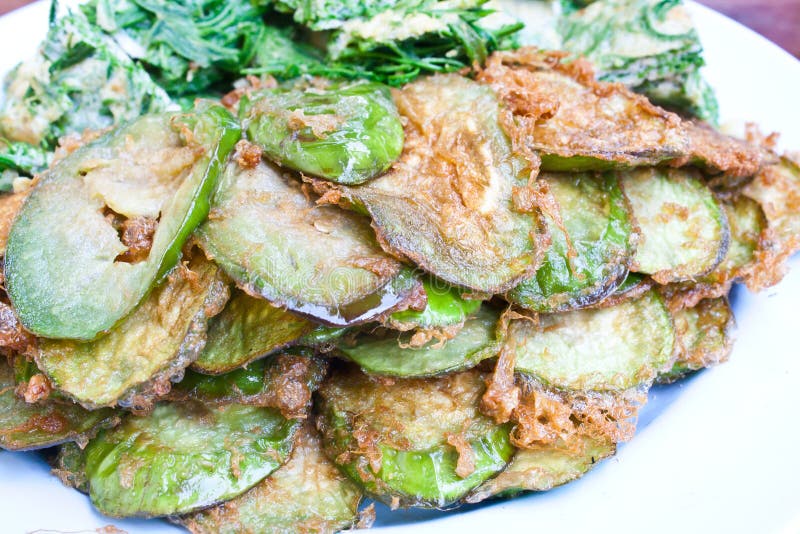 Serpiente frita; imagen de archivo. Imagen de exquisitamente - 40363471