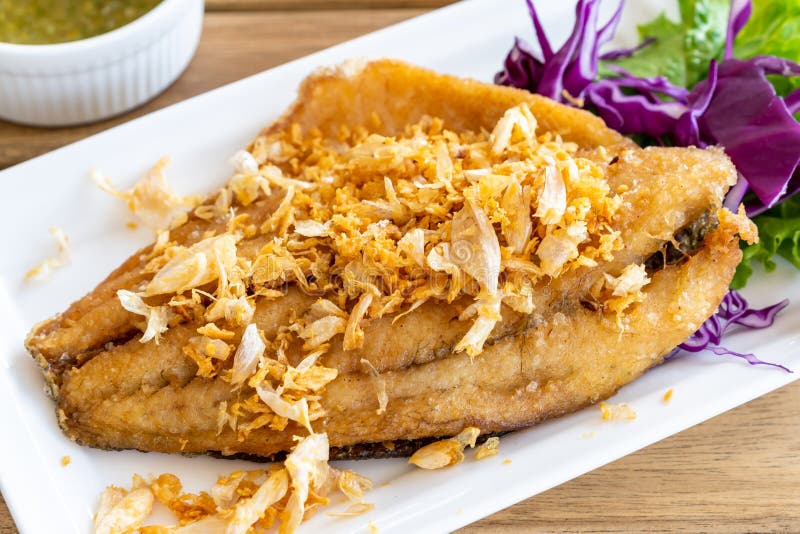 Fried Snapper Fish Fillet with Garlic Stock Image - Image of lunch ...