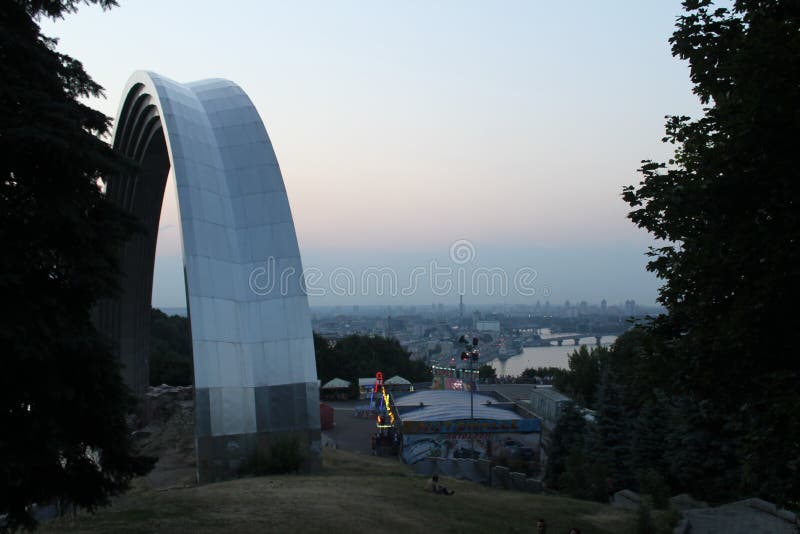 Friendship of Nations Arch in Kiev Editorial Image - Image of nation ...