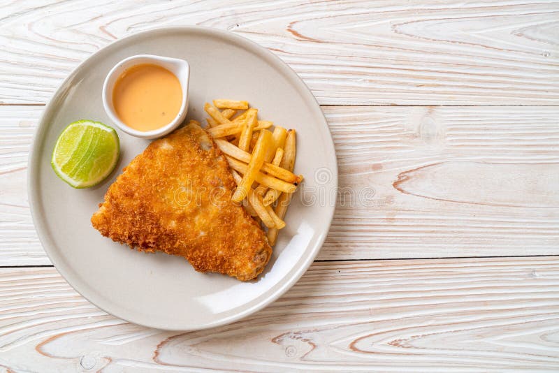 Friterad Fisk Och Friterade Chips Arkivfoto - Bild av snabbt, potatis ...