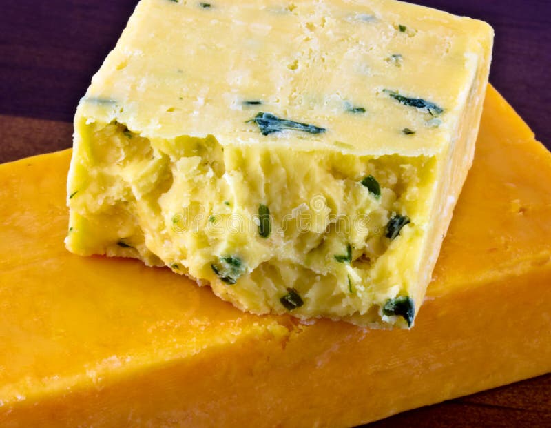 Fromage à pâte dure image stock. Image du assortiment - 28921229