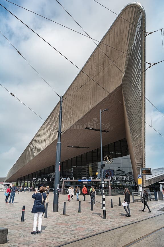 In Front of Central Station Rotterdam Editorial Photo - Image of clock ...