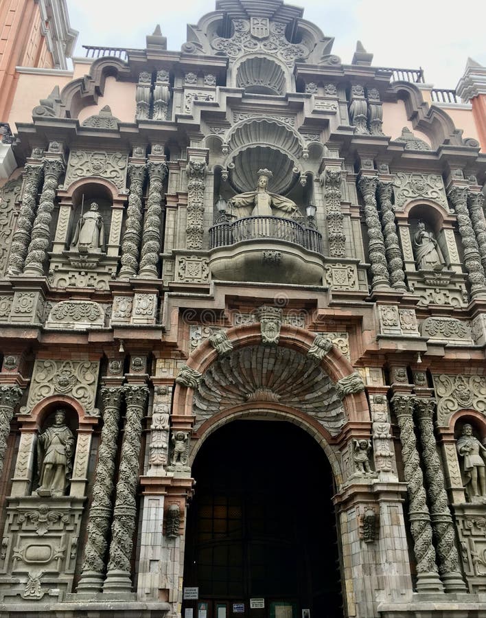 Front of a Church with Pillars and Statues and Intricate Designs Stock ...