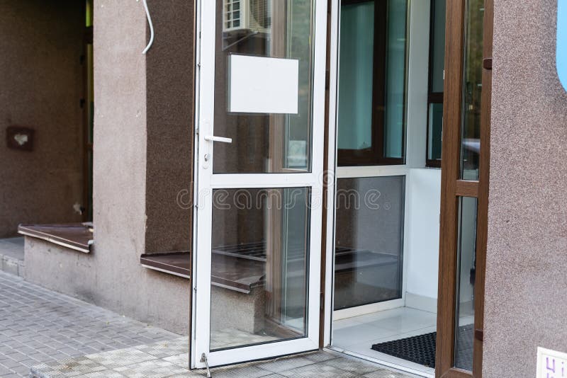 426 Inside Empty Office Block Stock Photos - Free & Royalty-Free Stock ...