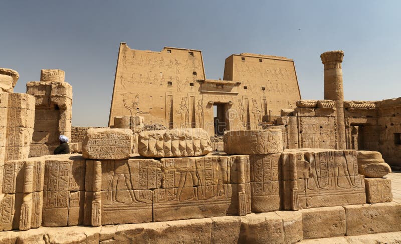 The Sanctuary of Edfu Temple Editorial Photo - Image of sightseeing ...