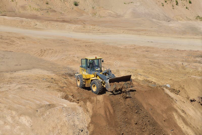 Mine reclamation stock image. Image of haul, powder, overburden - 10761873