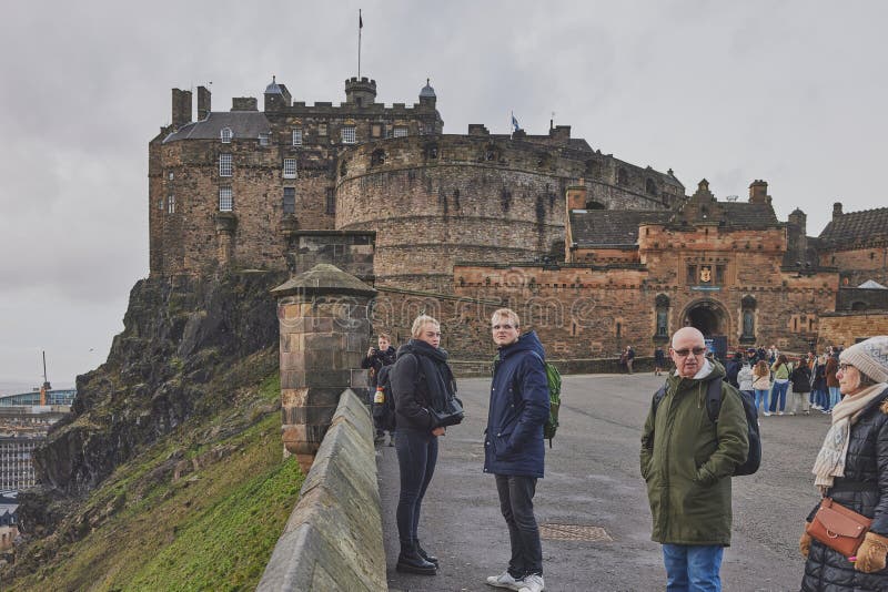 Front Gate in Edinburgh Castle Editorial Image - Image of place, main ...