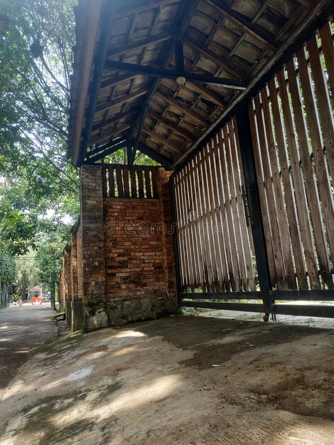 Front gate side view stock image. Image of side, front - 254597789