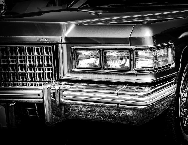 Old car front light editorial photography. Image of powerful - 132969037