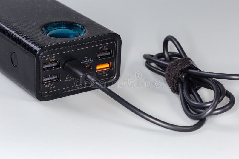 Front Panel Power Bank Ports Connected Cable Stock Photos - Free ...