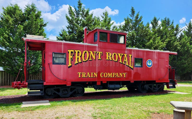 Front Royal, VA editorial stock image. Image of grass - 349491499