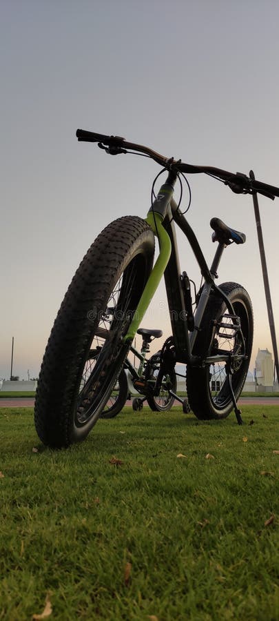 Front side of fat bike editorial stock image. Image of tarmac - 267811404