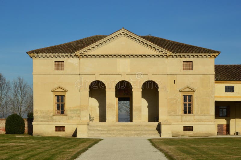 Front side of high school editorial stock photo. Image of high - 105259573