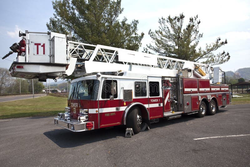 441 Fire Truck Side View Photos - Free & Royalty-Free Stock Photos from ...