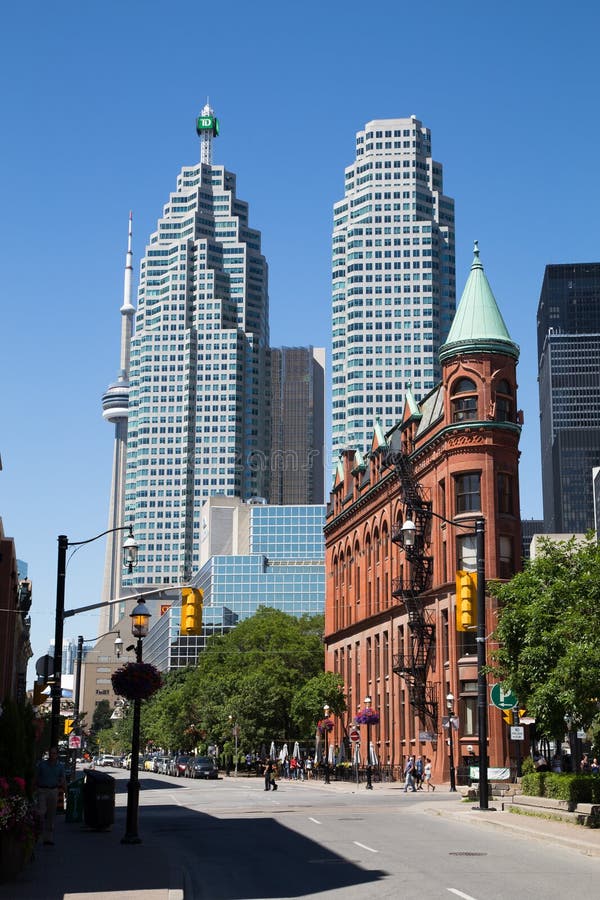 Front Street East Toronto editorial photo. Image of canada - 41946431
