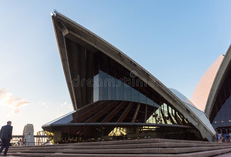 The Front of the Sydney Opera House at Dusk Editorial Photo - Image of ...