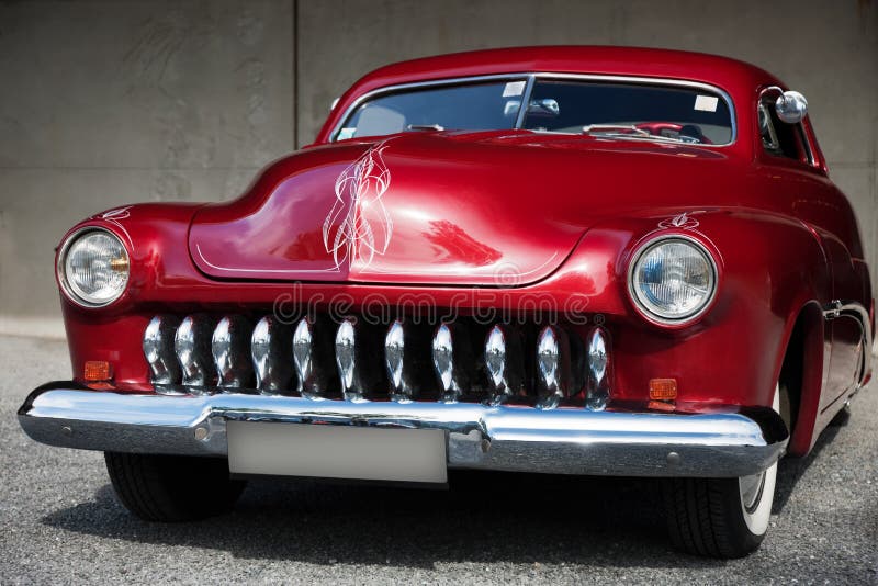 Front View Of American Classic Car Stock Photo - Image: 39263317