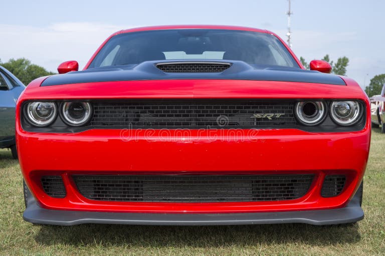 Dodge challenger front end editorial image. Image of mopar - 125198735