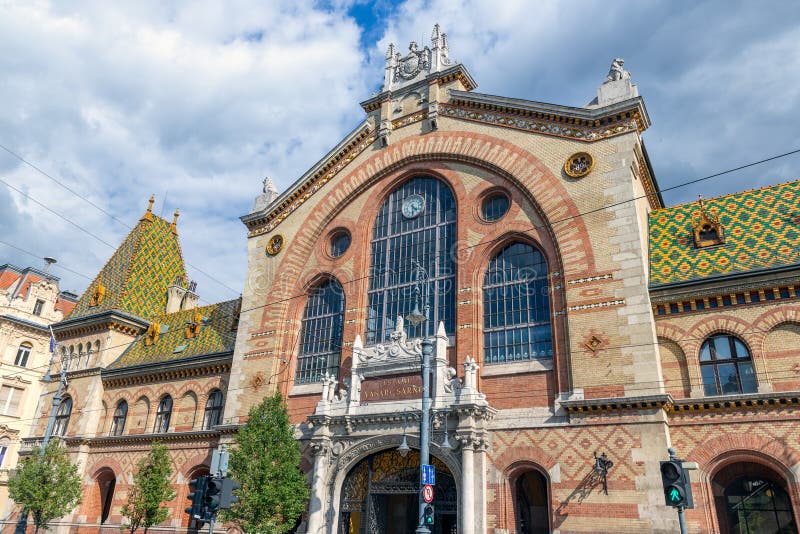 Budapest Great Market Hall editorial photography. Image of retail ...