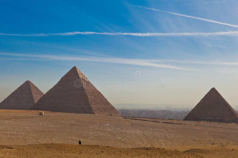 Front View of Great Pyramid Editorial Stock Image - Image of egypt ...