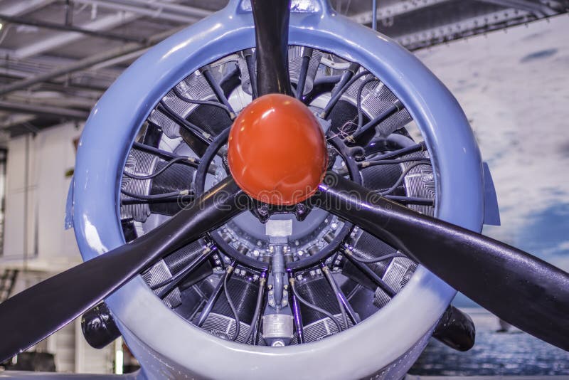 Front View of Old Airplane editorial image. Image of propeller - 43124165