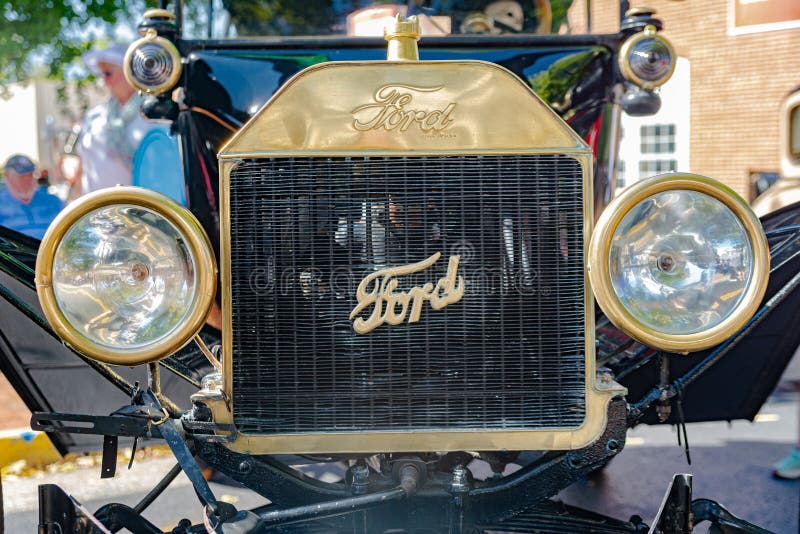 Front View of a 1920s Ford Retro Car with the Emblem on the Radiator ...