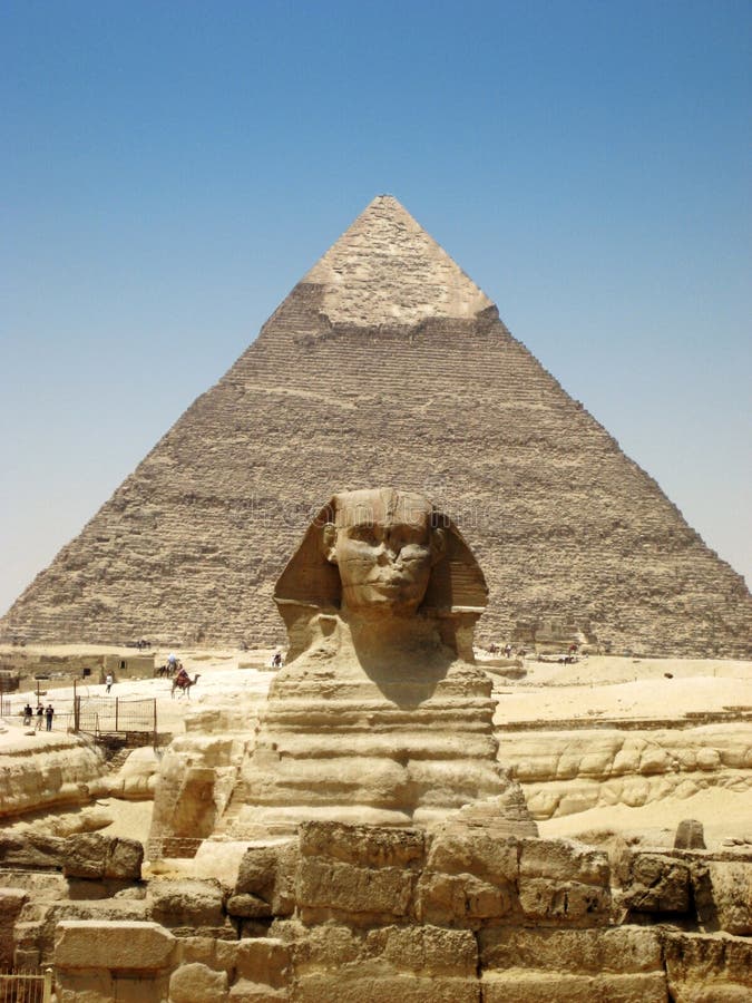 Front on View of the Sphinx and Kafre S Pyramid Stock Image - Image of ...
