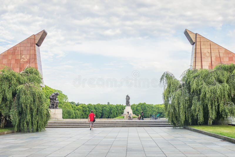 Front View of Treptower Park in Berlin on Summer Day Editorial Photo ...