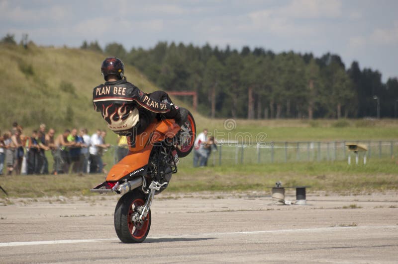 Front wheelie editorial image. Image of motocross, bike - 32028590