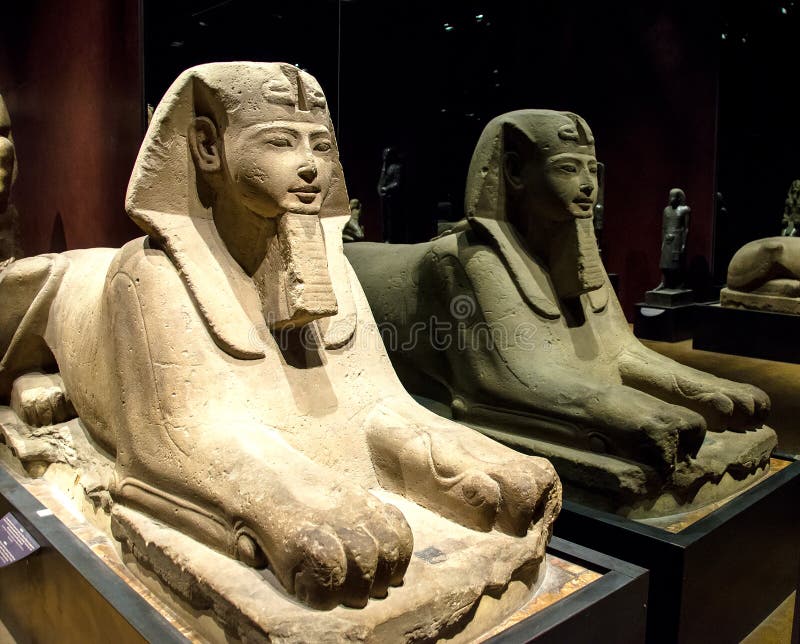 Naso Rotto Statua Egiziana Della Sfinge Immagine Editoriale - Immagine ...