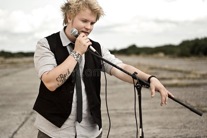 Frontman of rock band stock image. Image of vocal, portrait - 11783533