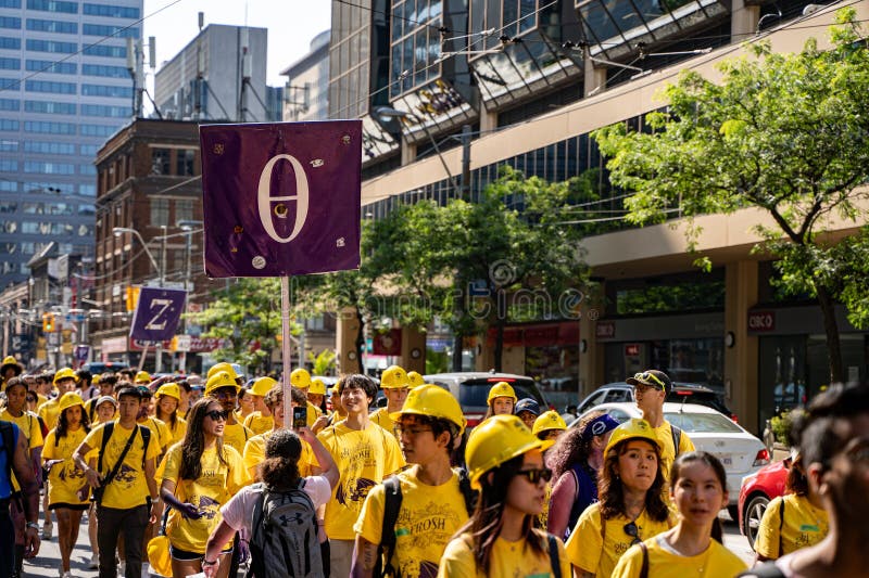 Frosh, the Traditional Downtown March of University of Toronto ...