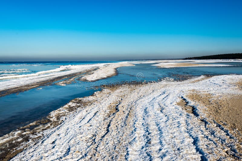Frozen Beach in Cold Winters Day Stock Image - Image of europe, iceberg ...