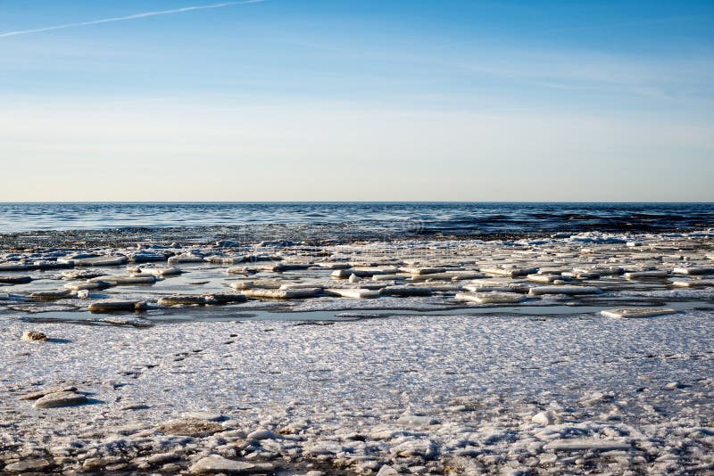 Frozen Beach in Cold Winters Day Stock Image - Image of outdoor, beauty ...