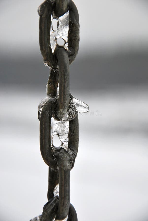 Frozen chain close-up stock image. Image of crystals - 17507445
