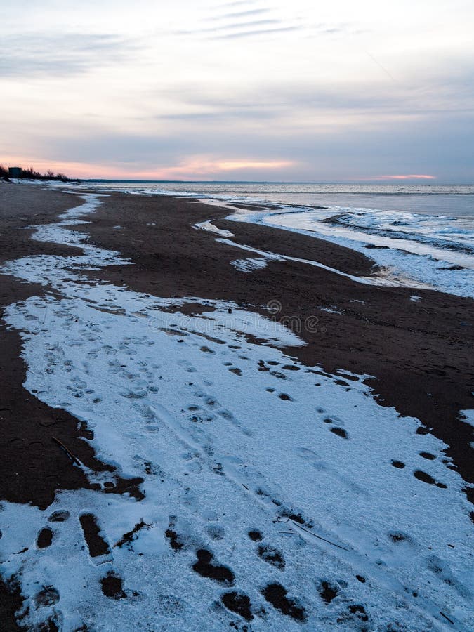 Frozen Countryside Scene in Winter Stock Image - Image of rural, season ...