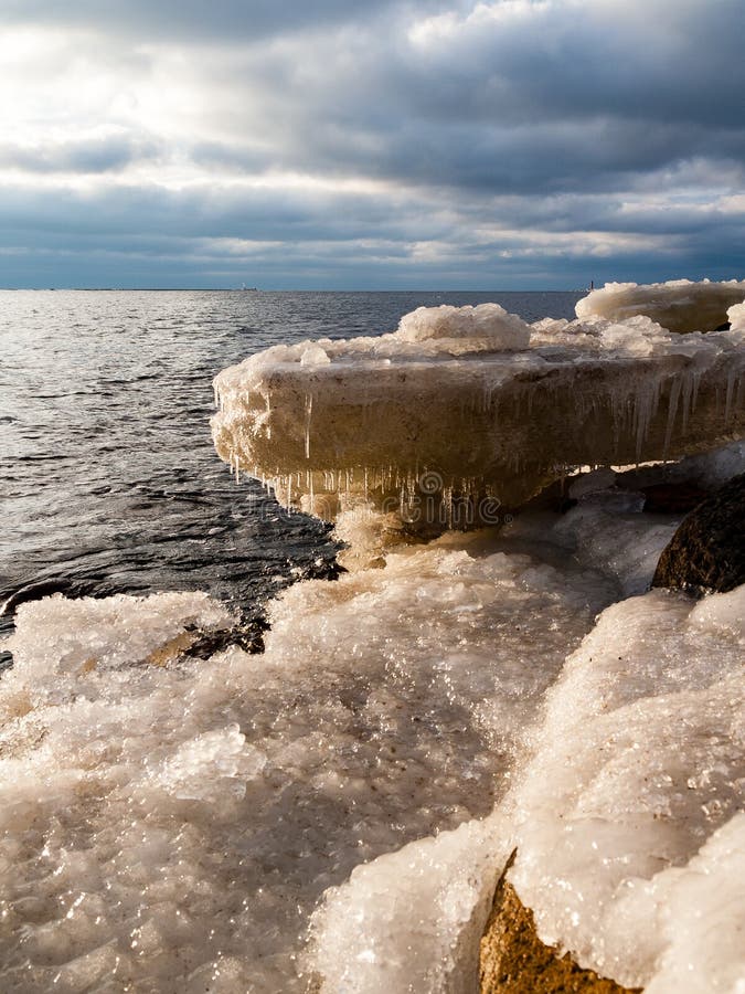Frozen Countryside Scene in Winter Stock Image - Image of cold, frosty ...