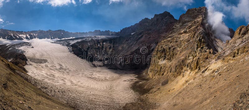 Frozen Crater Lake Inside Mutnovsky Volcano Stock Image - Image of ...