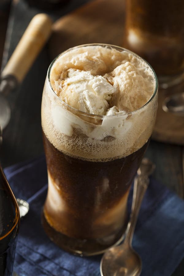 Frozen Dark Stout Beer Float Stock Photo - Image of frosty, cream: 50024230