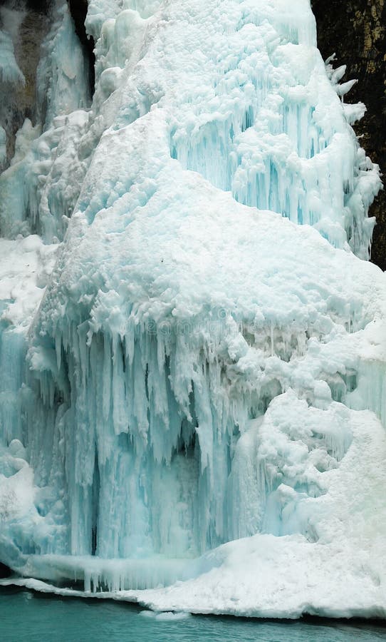Frozen waterfall stock photo. Image of creek, melting - 4329498