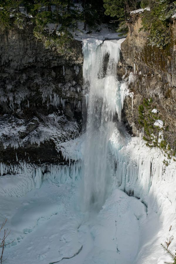 Frozen waterfall stock image. Image of waterfall, icicles - 88061255