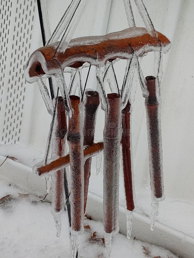 Frozen stock image. Image of wind, icicle, frozen, chime - 141118697