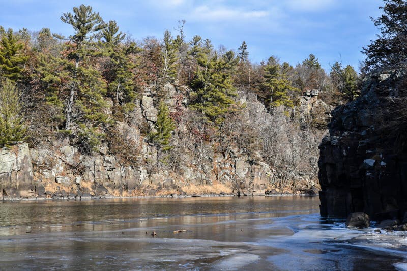 Frozen Wintry Waters of the River Along the Rocky Cliffs in Wisconsin ...