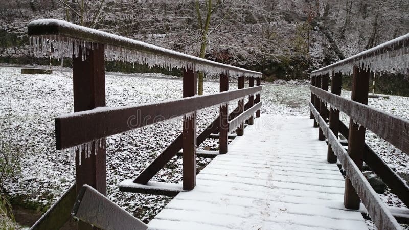 Frozen wooden bridge stock image. Image of frost, covered - 48154609