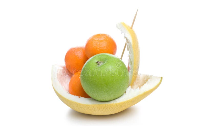 Fruchtboot stockbild. Bild von vegetarier, glänzend, getrennt - 12734217