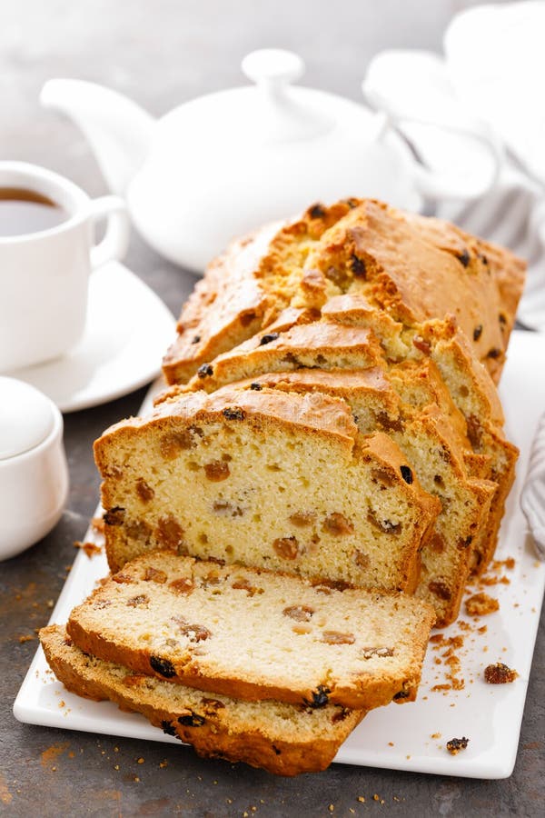 Fruit Cake with Raisin, Fruitcake Stock Photo - Image of cooking ...